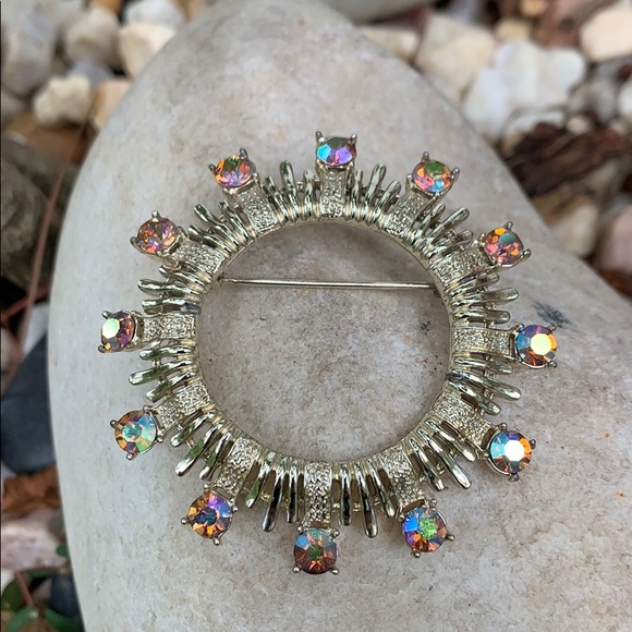 Coro | Jewelry | Vintage Coro Circle Rhinestone Brooch | Poshmark